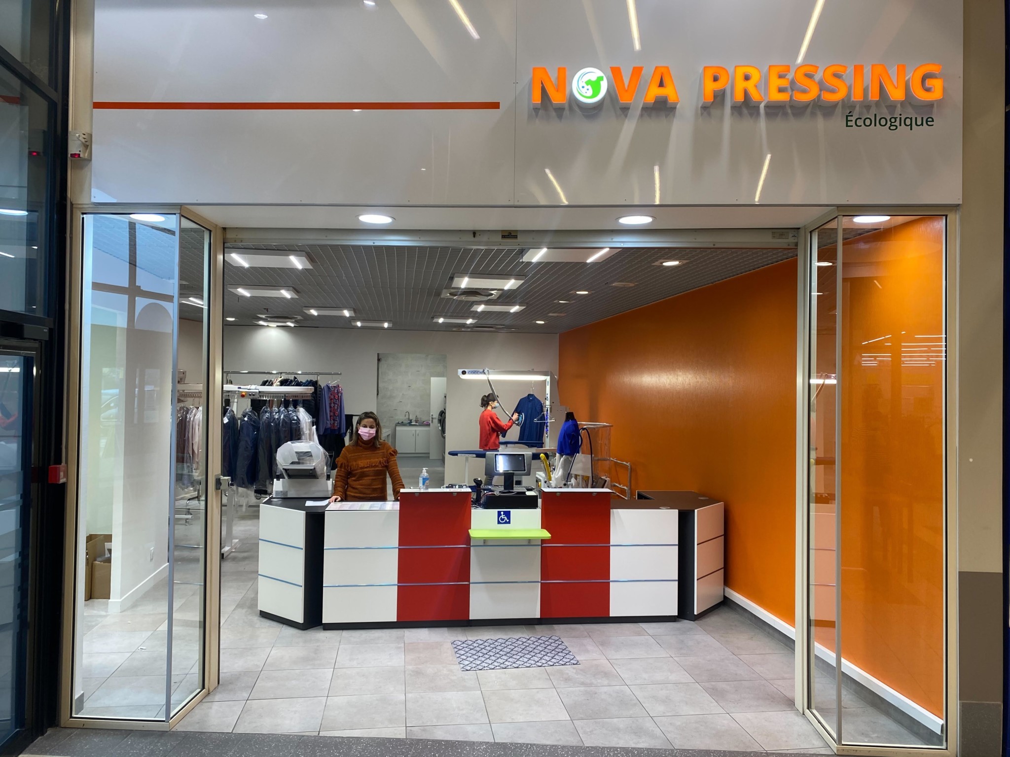 OUVERTURE PRESSING ANGERS - Centre Commercial Carrefour Angers - Saint ...