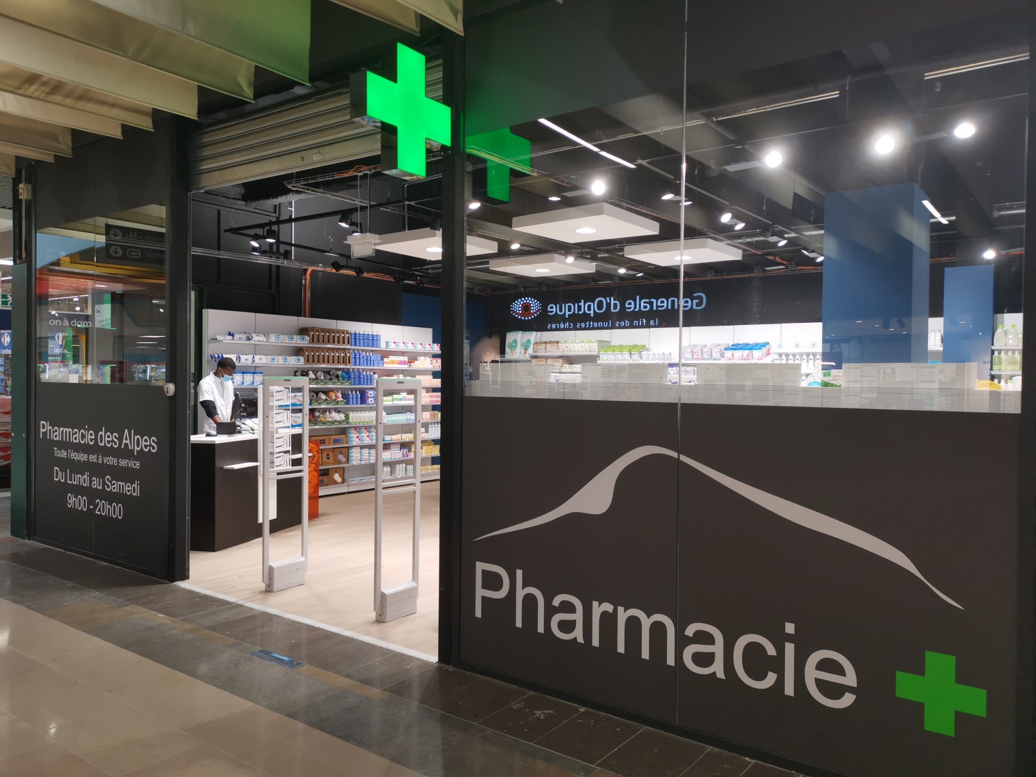 Pharmacie des Alpes - Centre Commercial Carrefour Annecy