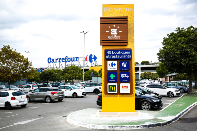 Centre commercial Carrefour Antibes