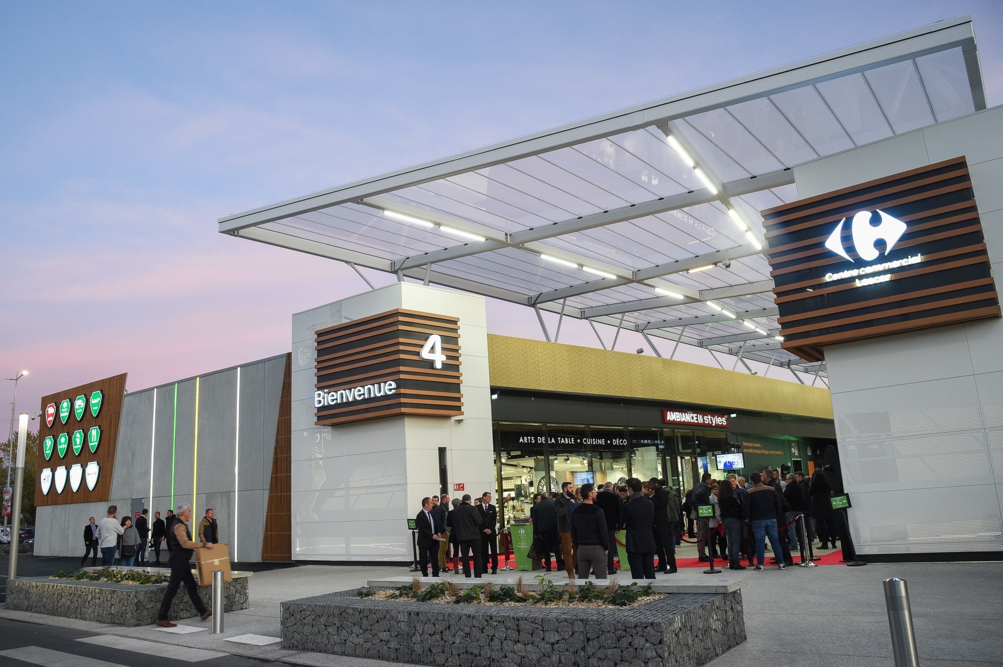 Centre commercial Carrefour Lescar