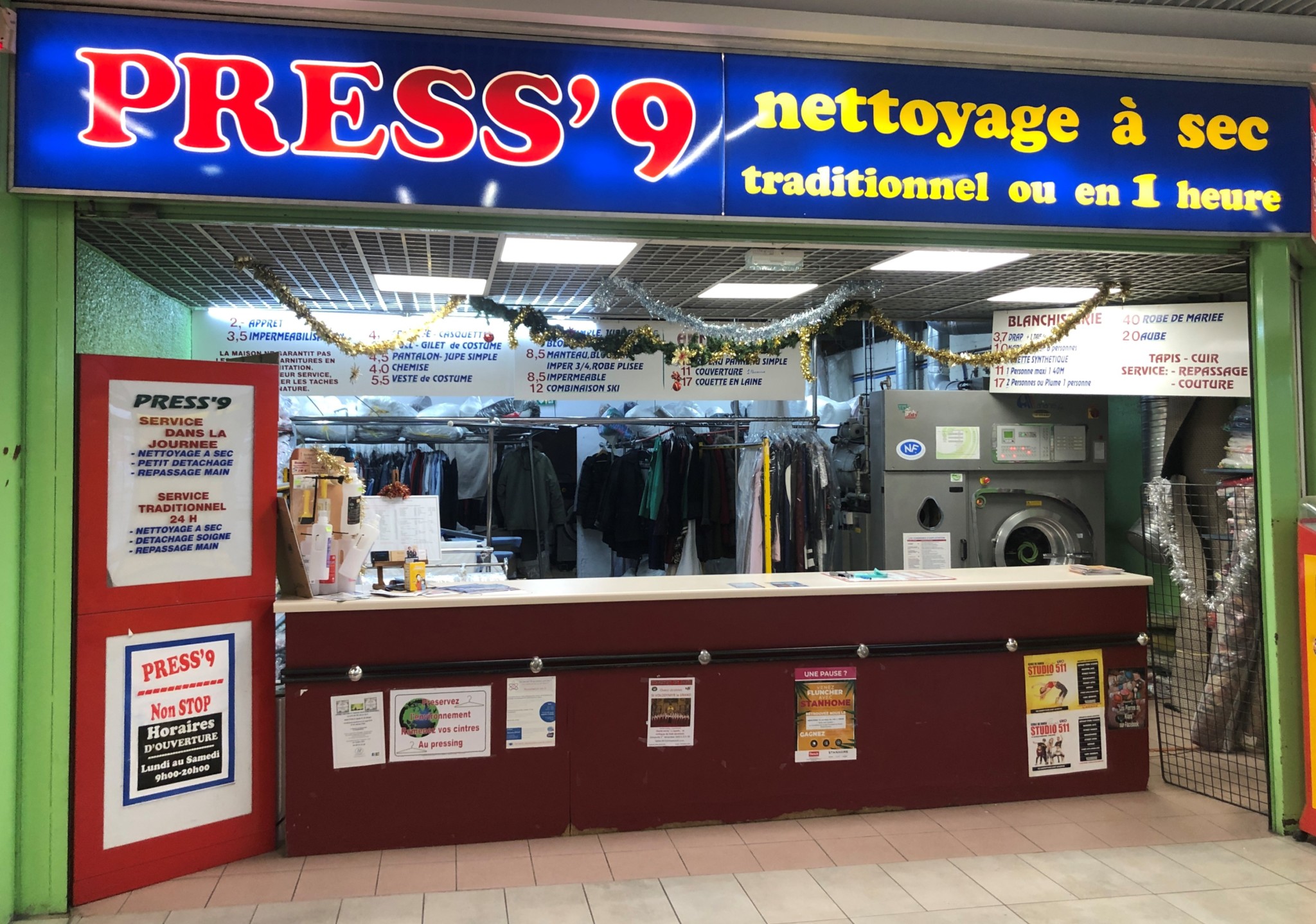 Pressing Press 9 - Centre Commercial Carrefour Reims Cernay