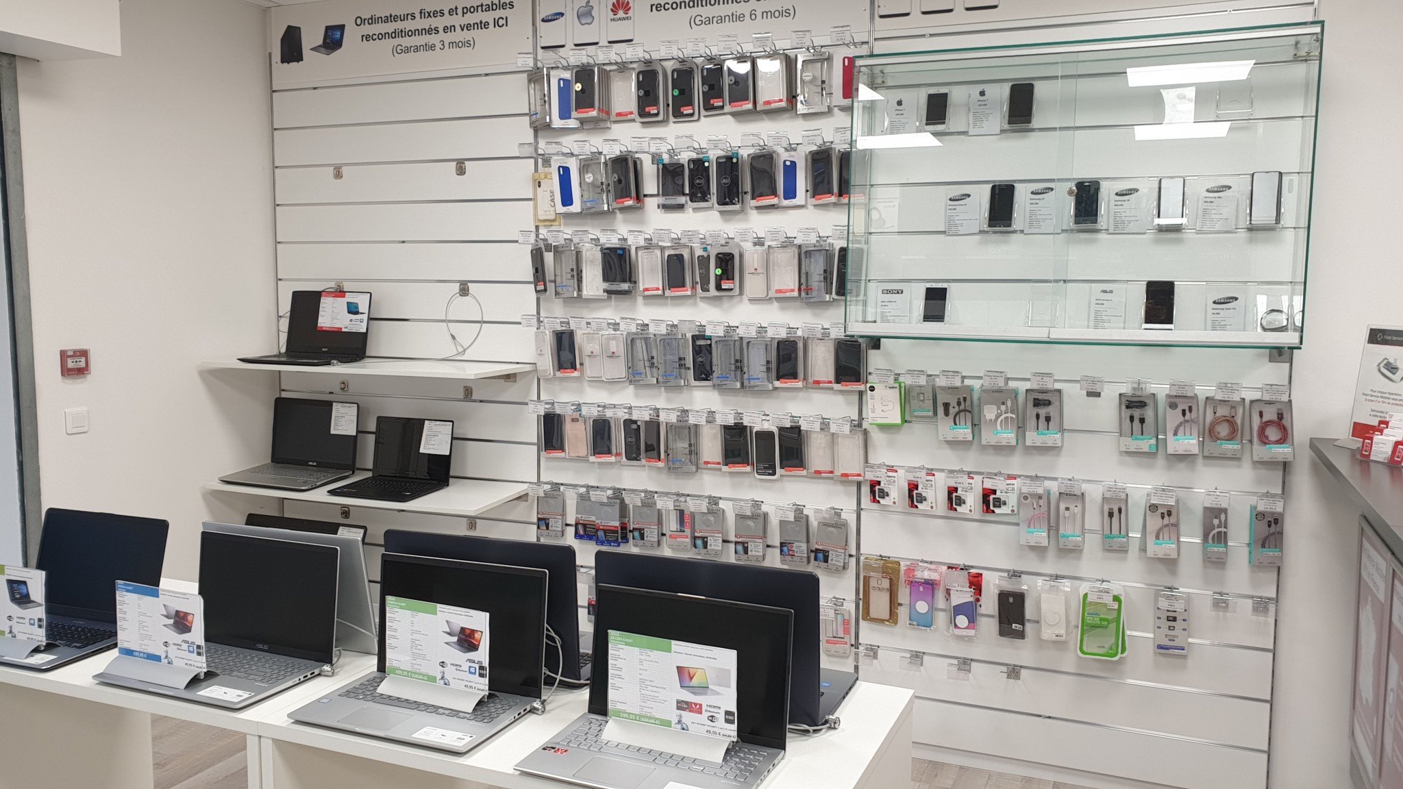 Accès Informatique - Centre Commercial Carrefour Geric Thionville