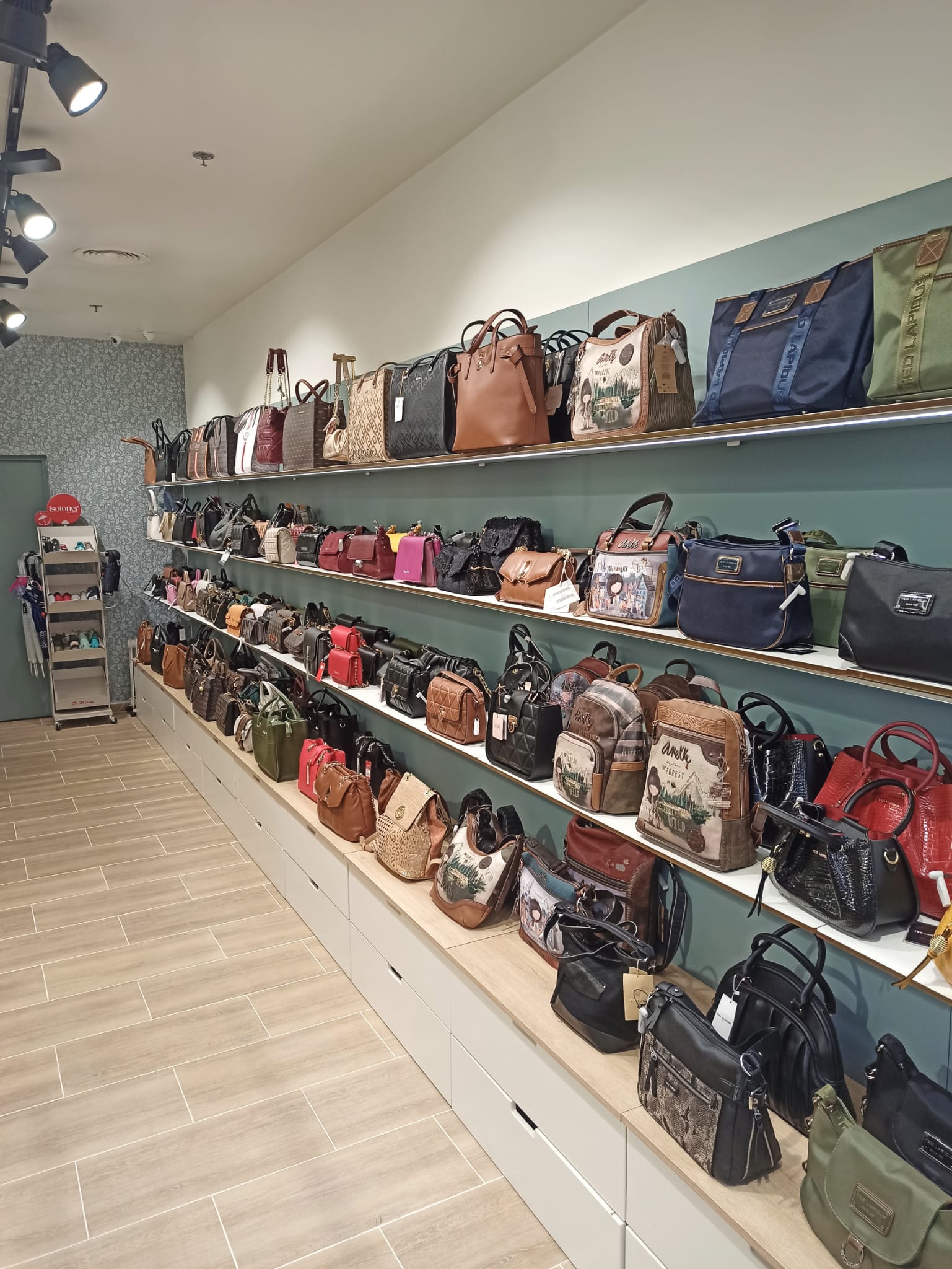 La Maro - Centre Commercial Pince-Vent