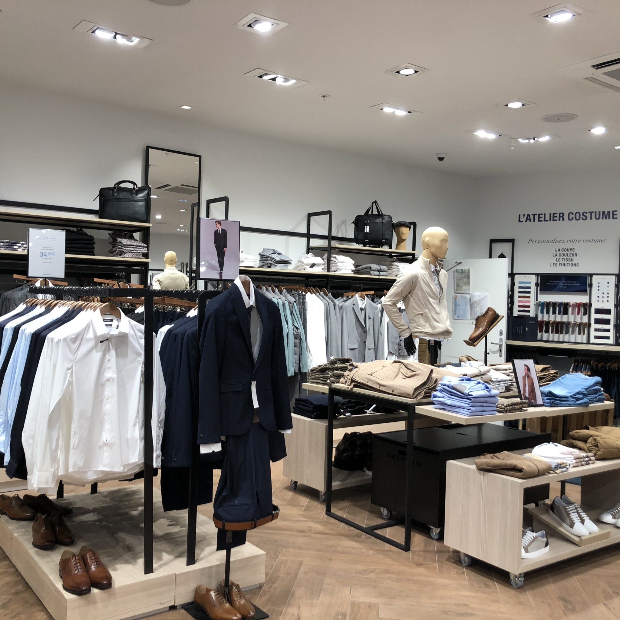 Devred 1902 - Centre Commercial Carrefour Saint-Jacques