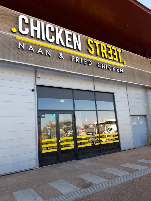CHICKEN STREET est ouvert - Centre commercial Les Sept Chemins
